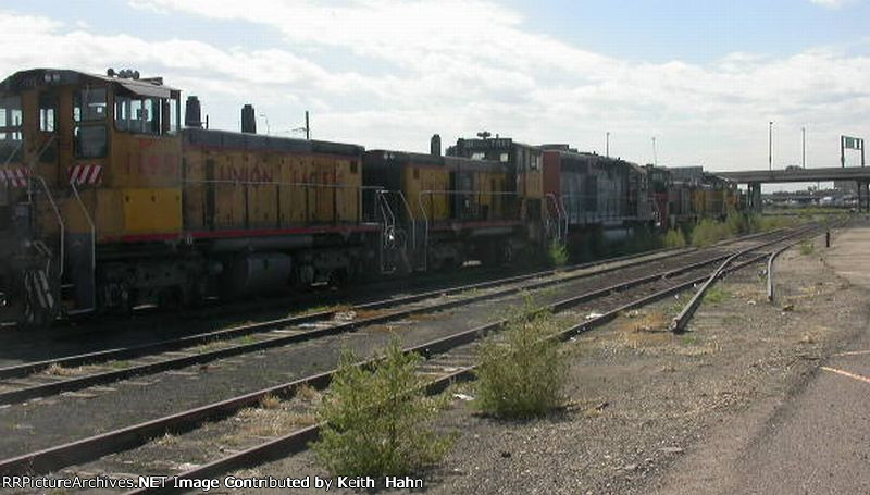 Locomotive dead line, UP/SP/DRGW power. Burnham Yard